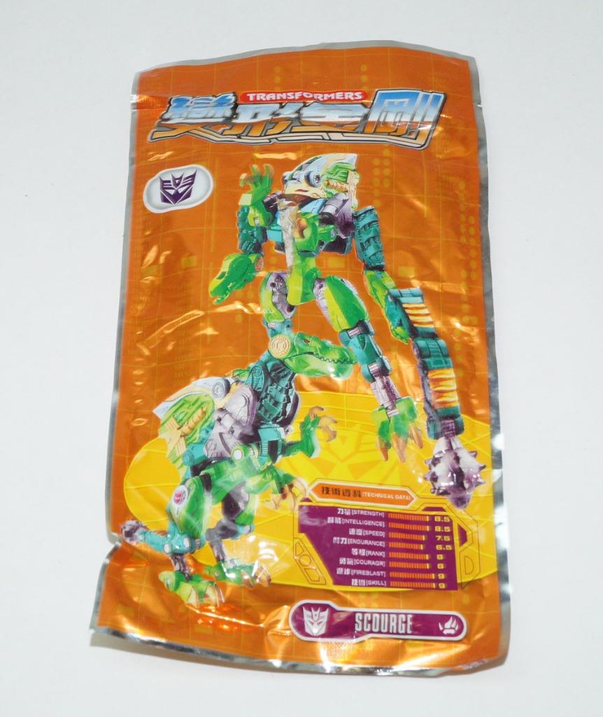 Scourge NEW SEALED Figure Kit Takara Kabaya Choco Transformers G1 Beast ...