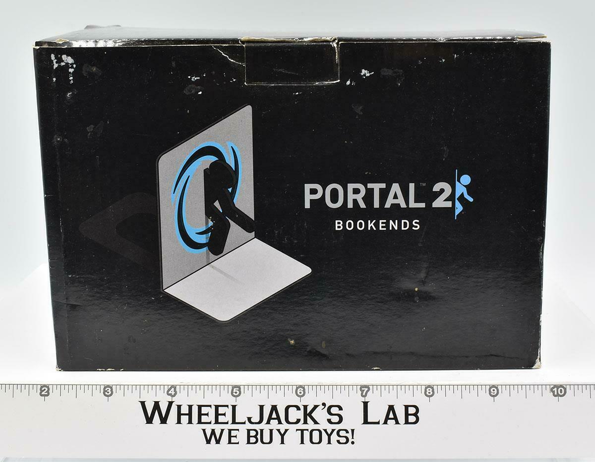 Portal 2 Bookends Think Geek Valve 2011 - Wheeljack's Lab