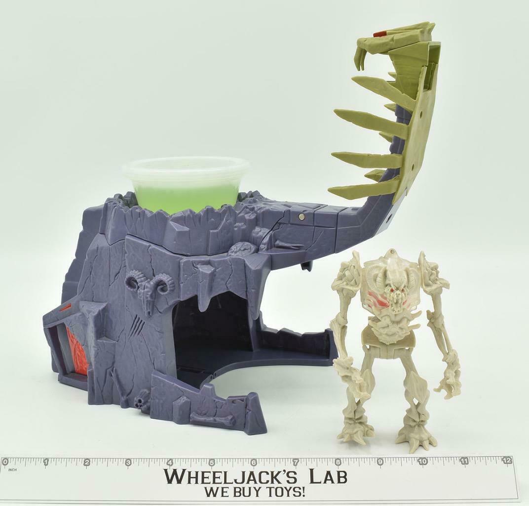 Mutant Slime Pit W/Skeleton 200x Masters of the Universe 2002 Mattel ...