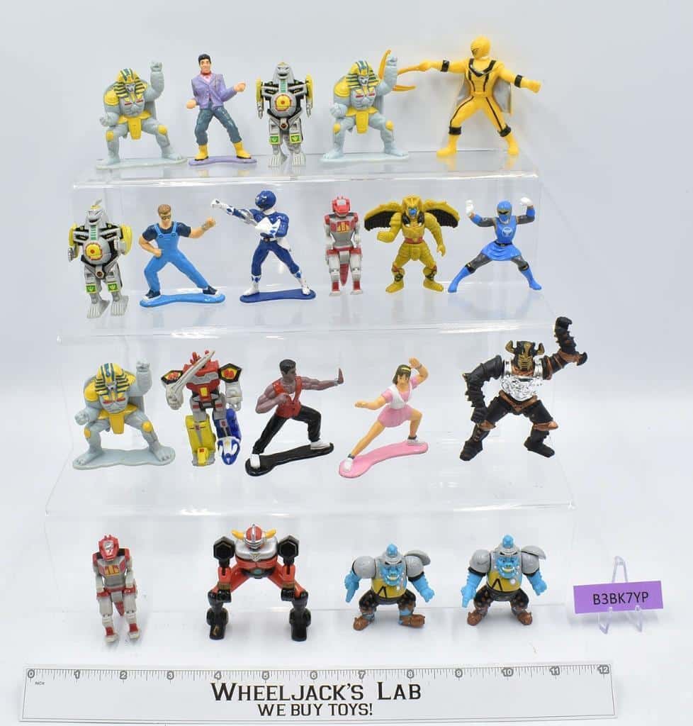 Lot of Mini Power Rangers 1990's Bandai 3" Action Figures - Wheeljack's Lab