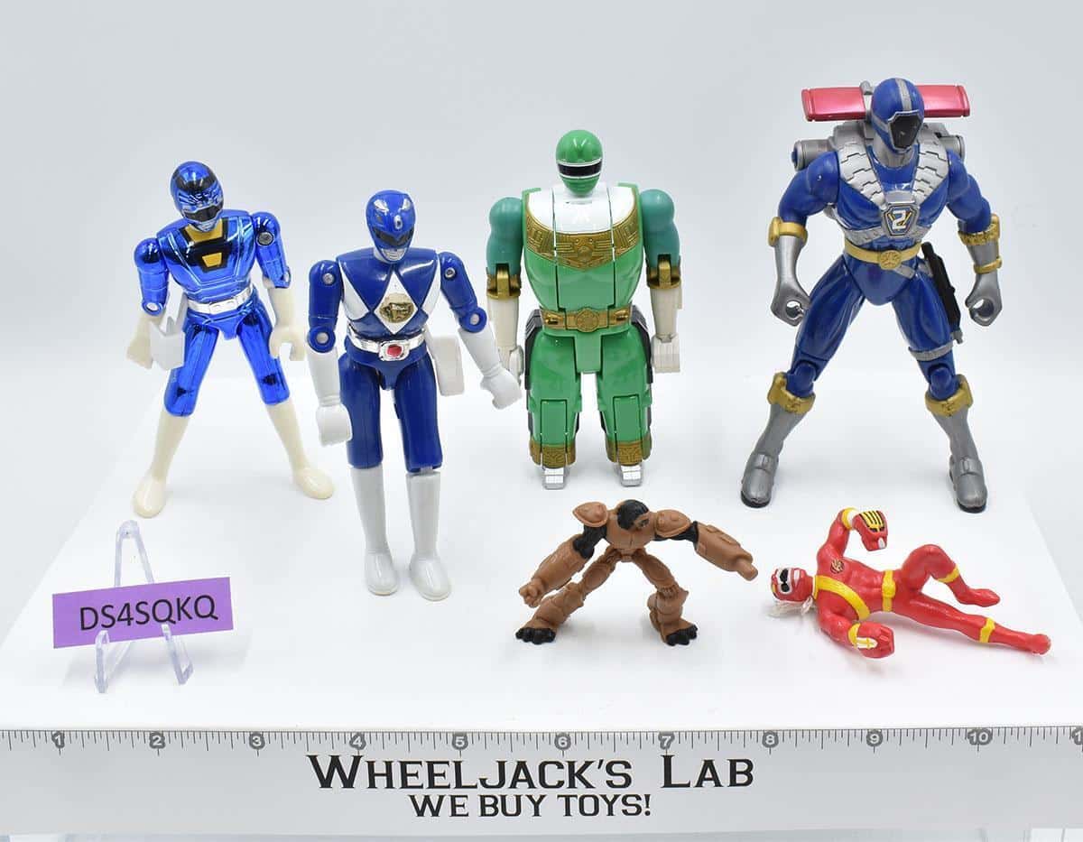 Lot of 6 Power Rangers 1990's Bandai Action Figures - Wheeljack's Lab