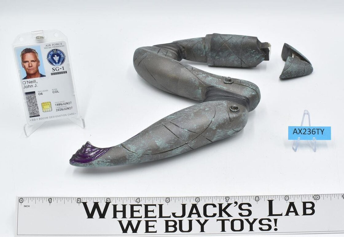 Zat'N'Kitel Zat Gun Stargate Season 1 Replica Prop W/Stand - Wheeljack ...