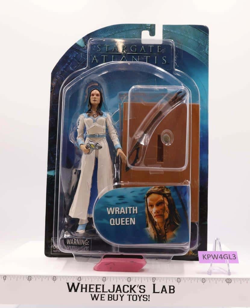 Wraith Queen Stargate Atlantis Series 2 MOSC Diamond Select Toys Action Figure - Wheeljack's Lab