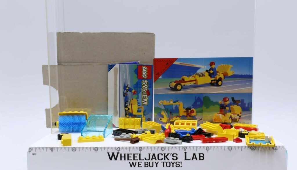 #6649 Street Sweeper Lego 1995 Town System - Wheeljack's Lab