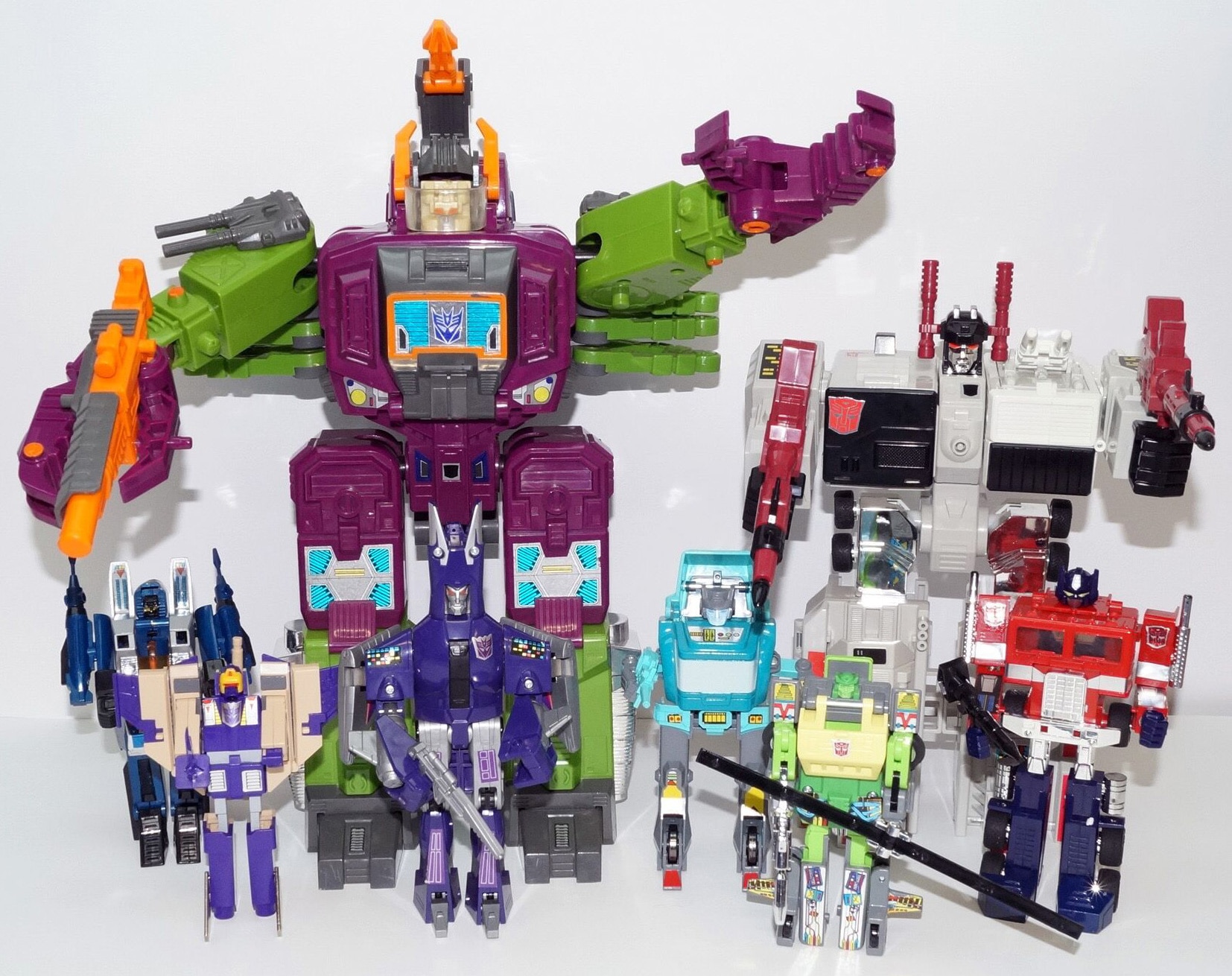 Vintage Toys and G1 Transformers Store - Wheeljack's Lab