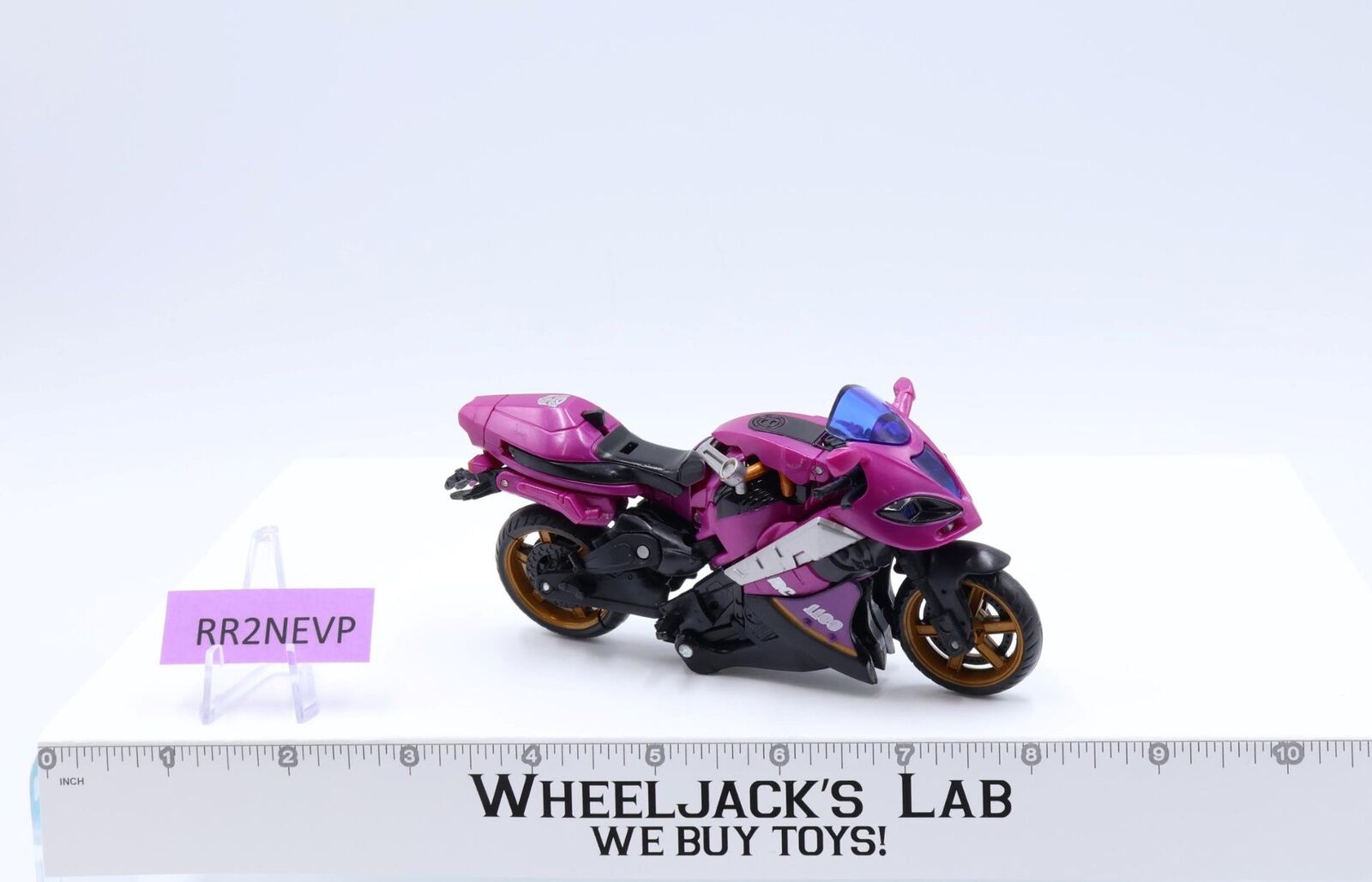 Arcee 100% Complete Deluxe Class Transformers Movie 2007 Hasbro Action Figure - Wheeljack's Lab