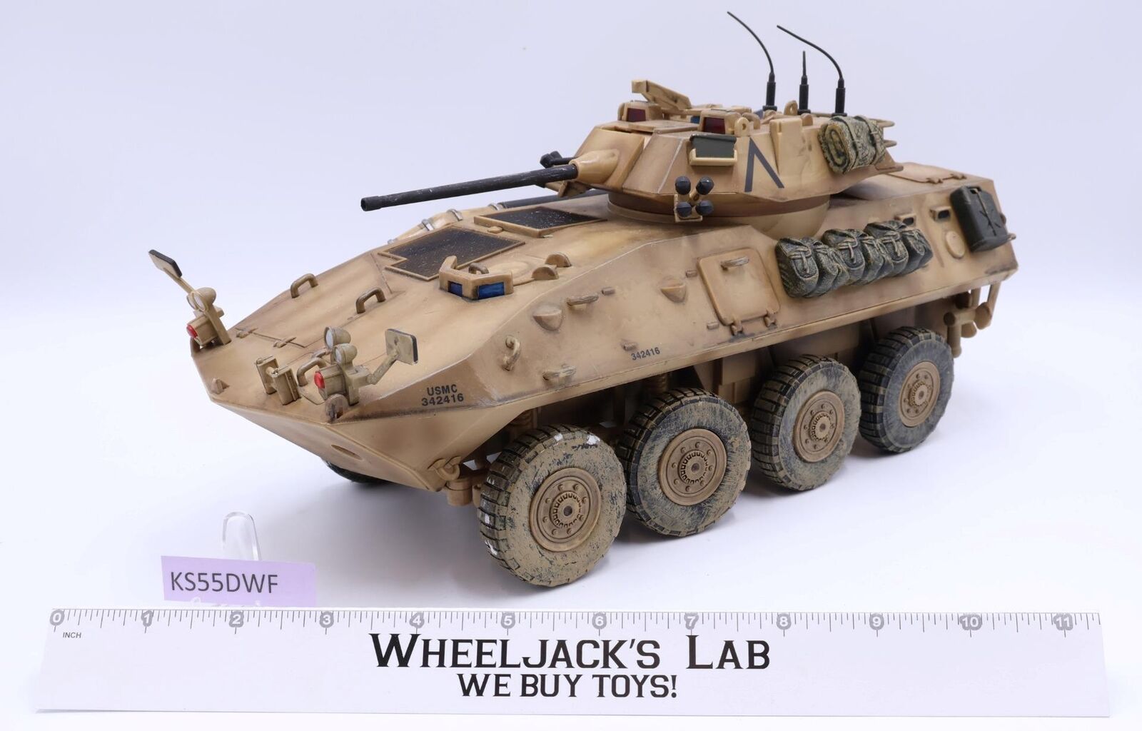 U.S Army LAV-25 Recon Amphibious Light Armored Vehicle Elite Force 2002 ...