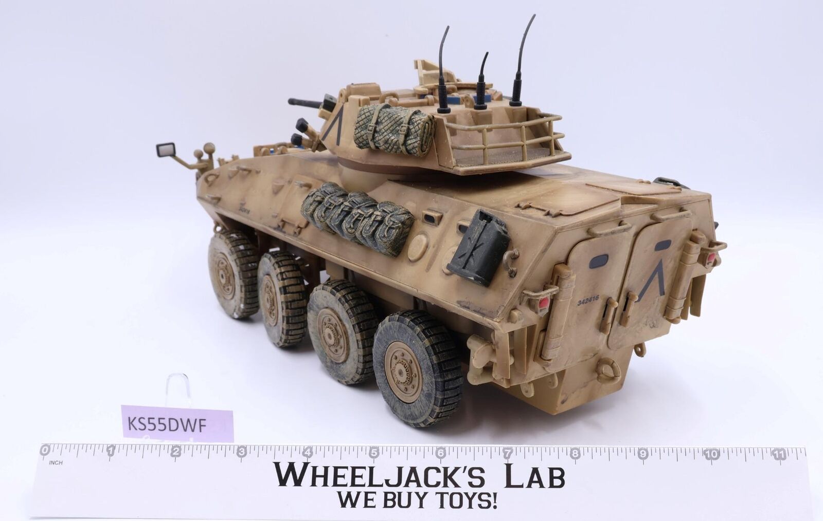 U.S Army LAV-25 Recon Amphibious Light Armored Vehicle Elite Force 2002 ...