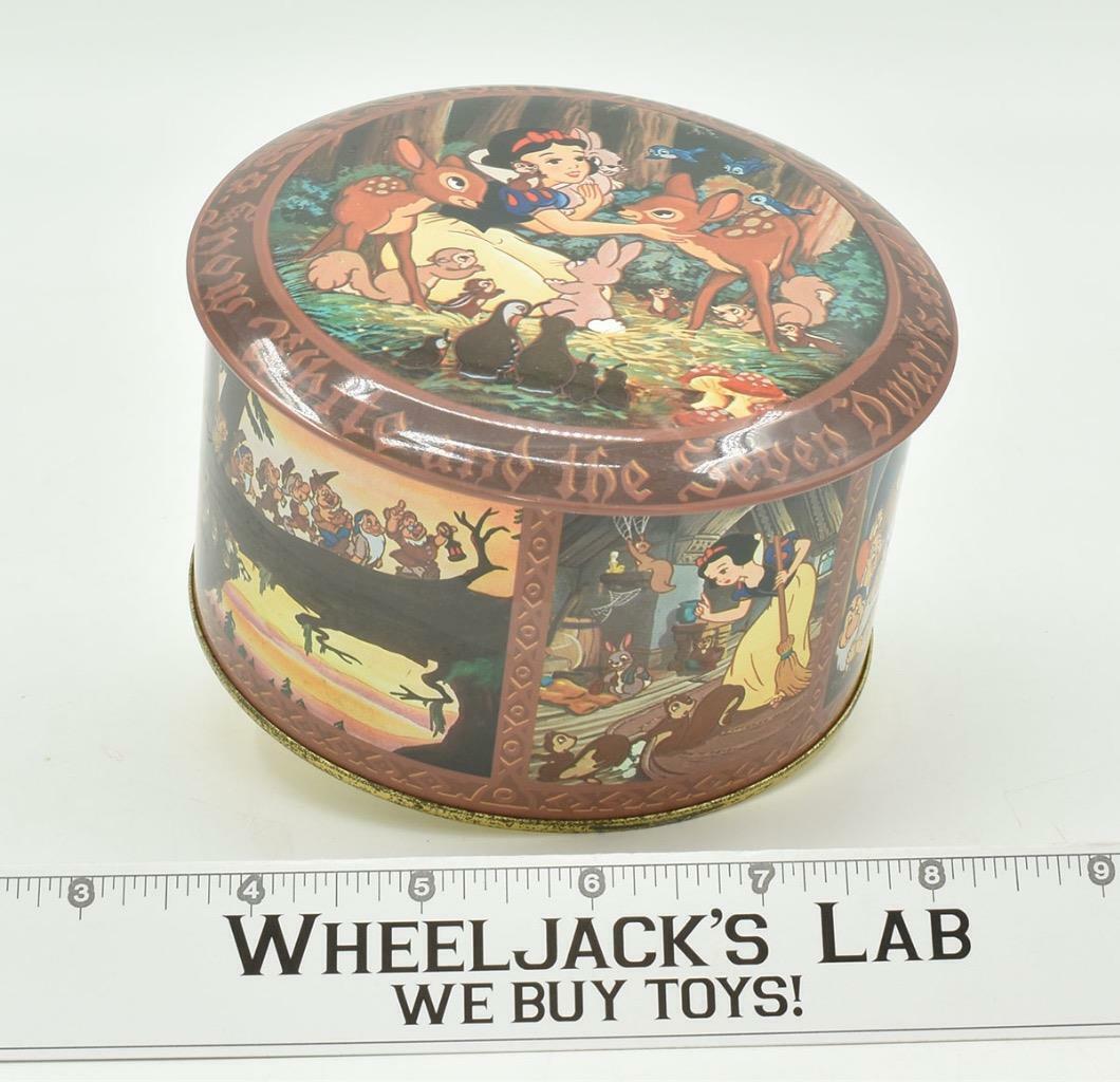 Metal Candy Tin Snow White and the 7 Dwarfs Disney World 13oz Container ...