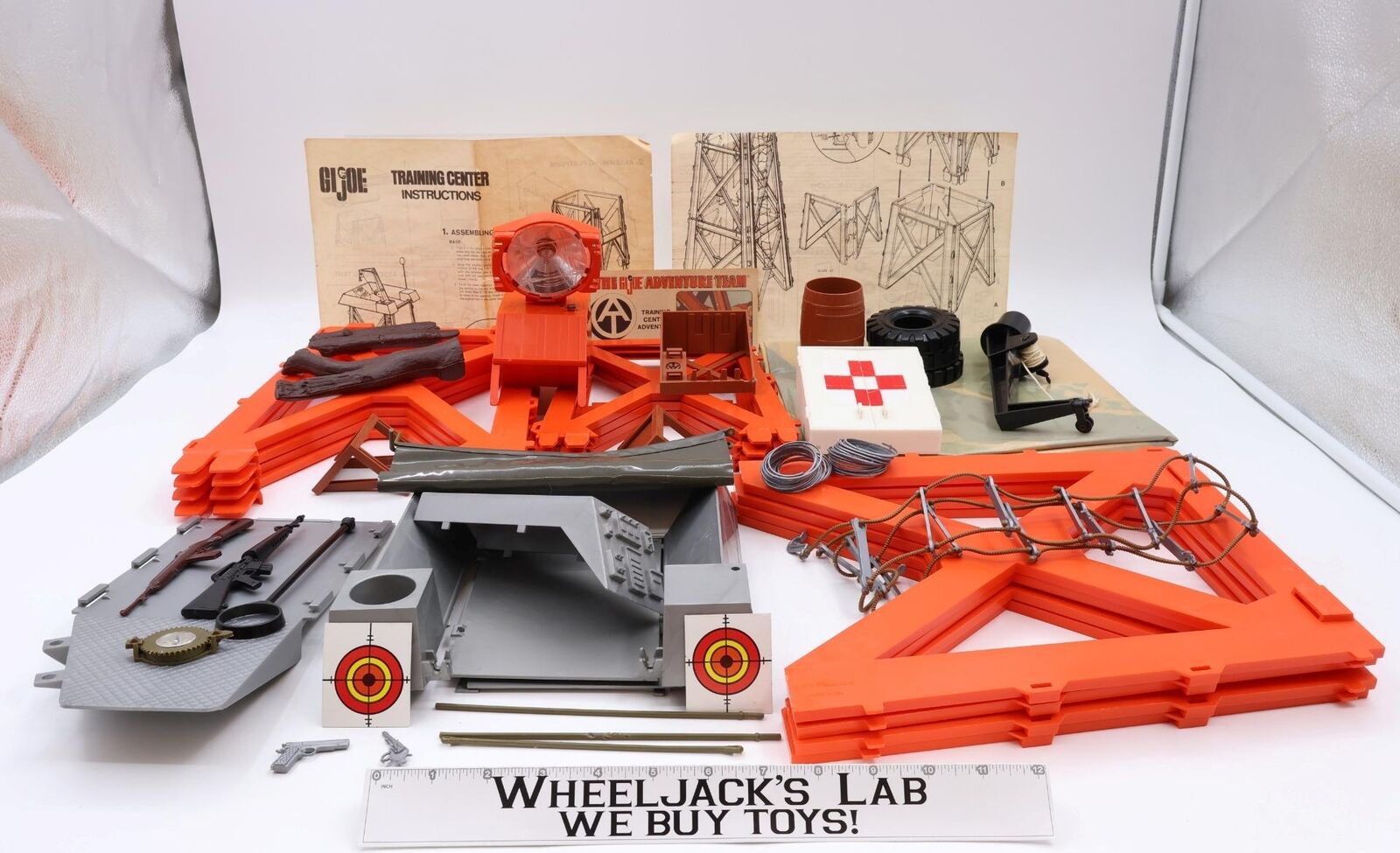 Adventure Team Training Center GI Joe 1972 Hasbro Playset - Wheeljack's Lab