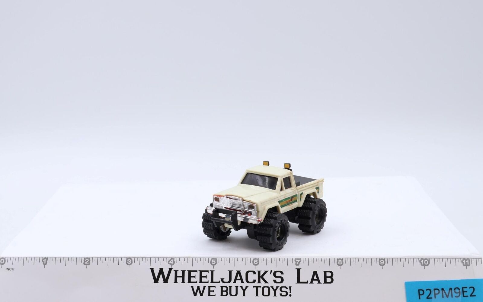 Jeep Honcho 4x4 White Schaper STOMPER Rough Riders Gen 1 1980 Lights Up ...