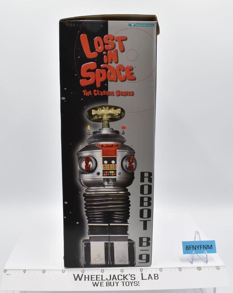 Robot B-9 Lost in Space 1997 Trendmasters Action Figure - Wheeljack's Lab