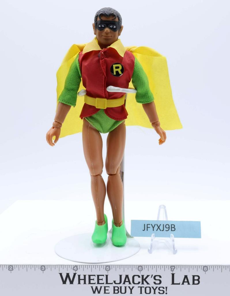 Robin DC Comics Batman 1972 Mego 8" Vintage Action Figure - Wheeljack's Lab