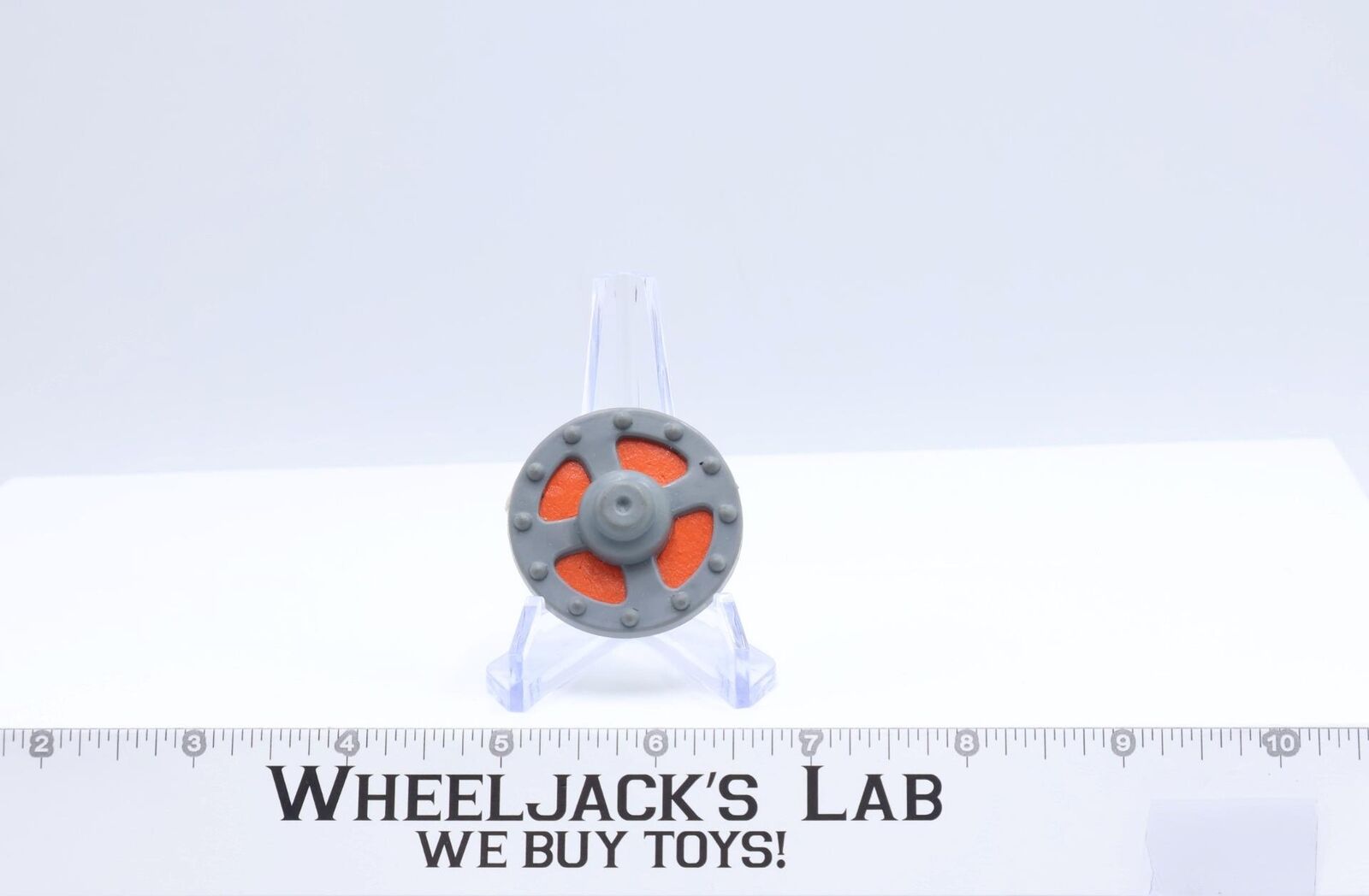 He-Man Shield Masters of the Universe MOTU Mattel - Wheeljack's Lab