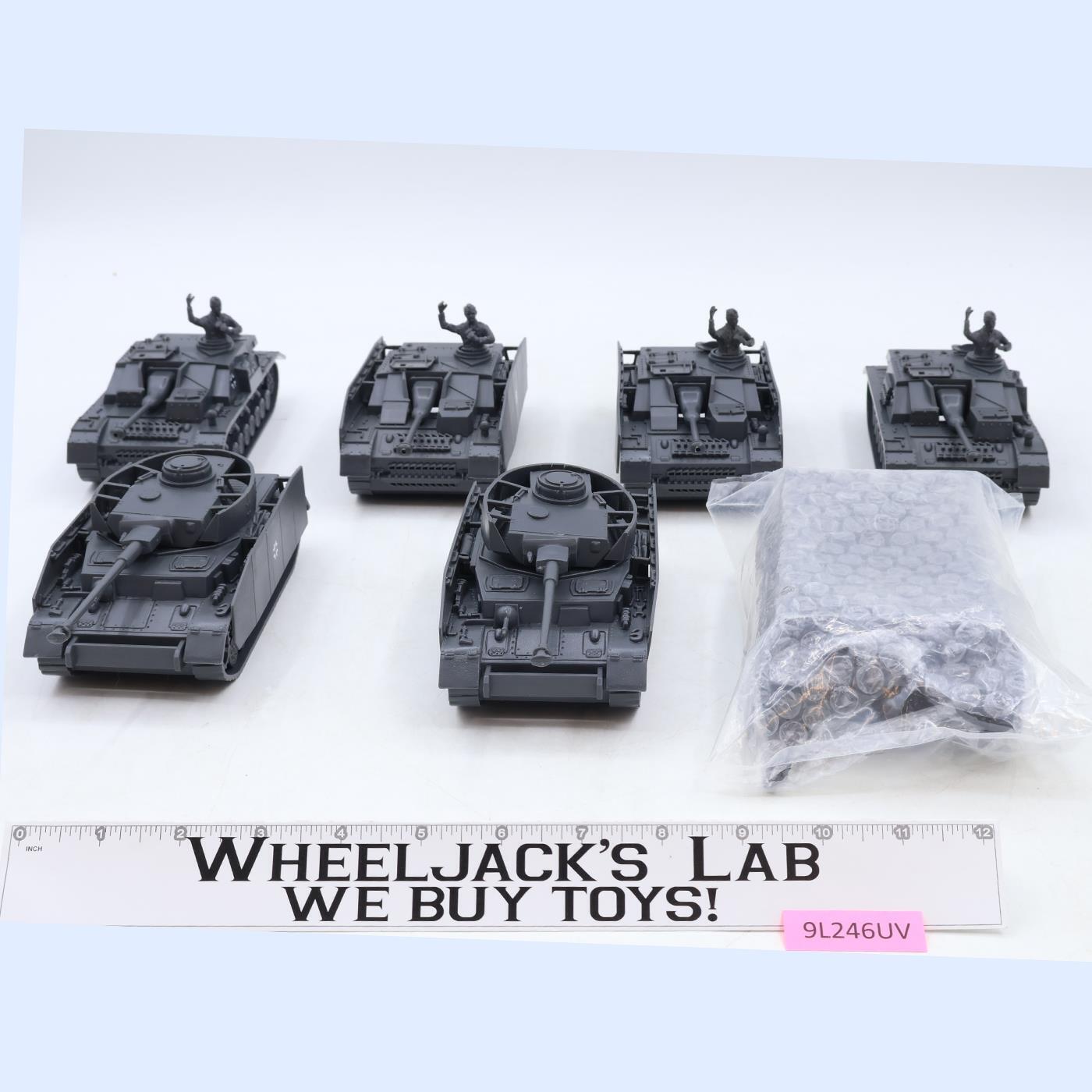 Lot of 7 Gray German Panzer Tanks WWII Plastic Toy Soldiers CTS 7.5 ...