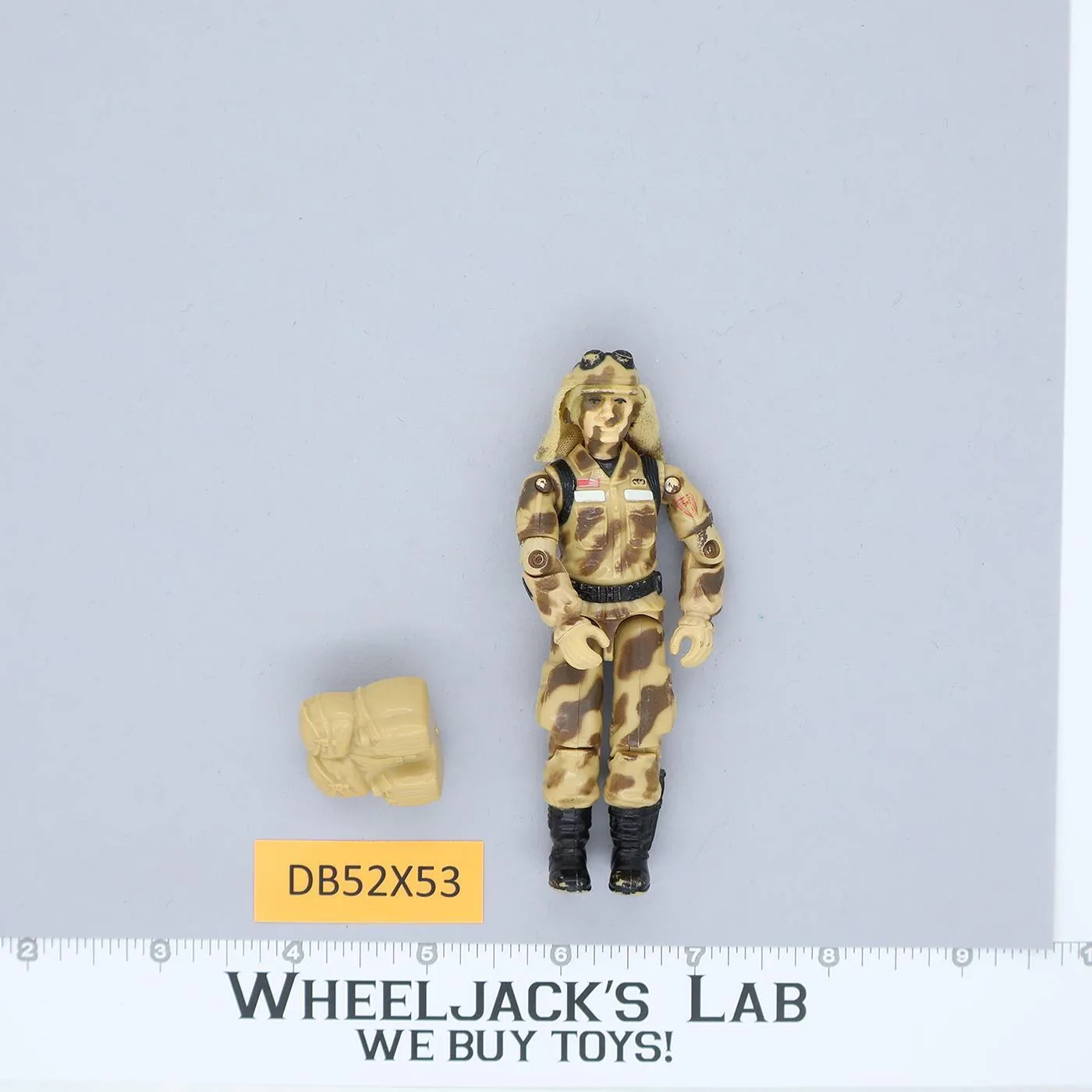 Dusty V1 G.I. Joe 1985 Hasbro Vintage Action Figure - Wheeljack's Lab