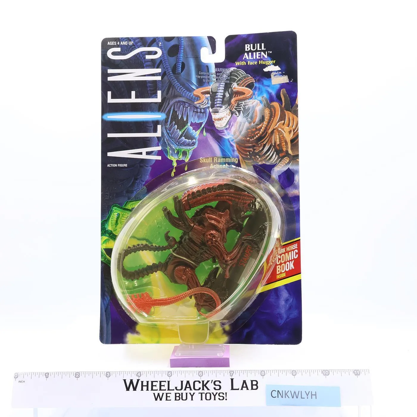 Bull Alien W/ Comic Aliens 1992 Kenner Vintage Action Figure NEW SEALED ...