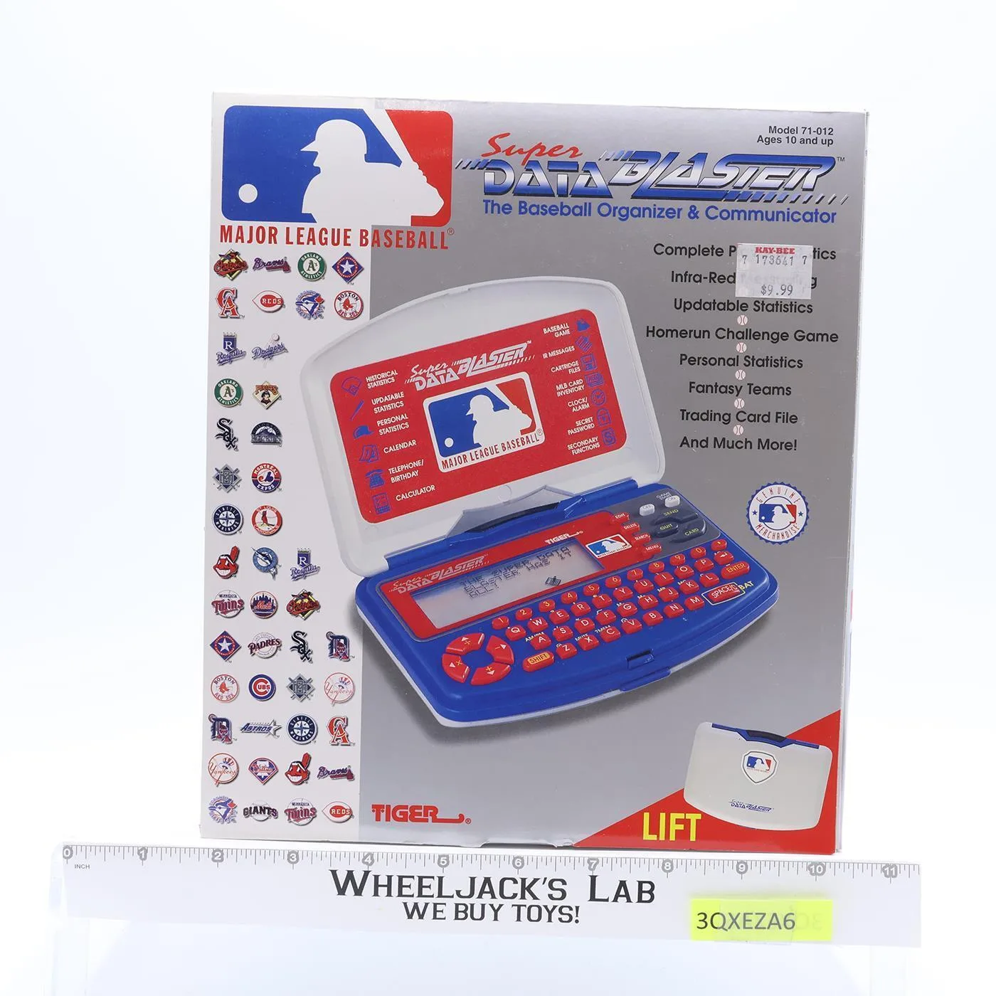 Super Data Blaster Baseball Organizer & Communicator Hand Held Game ...