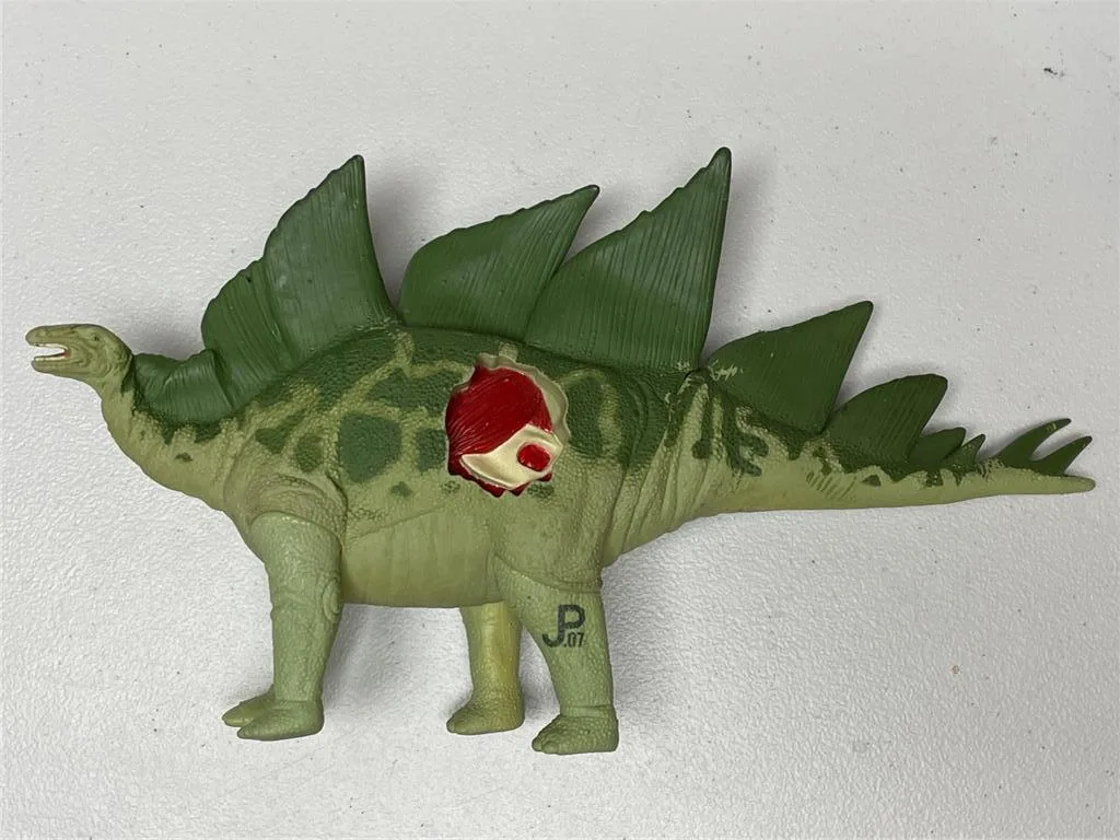 Stegosaurus JP07 Dino Damage Jurassic Park 1993 Kenner Figure ...