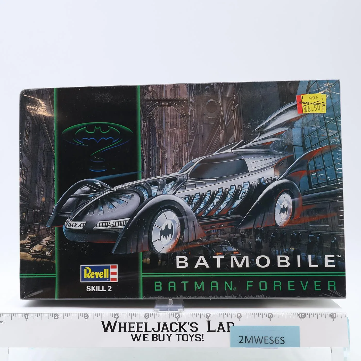 Batmobile DC Comics Batman Forever 1995 Revell Model Kit NEW SEALED ...
