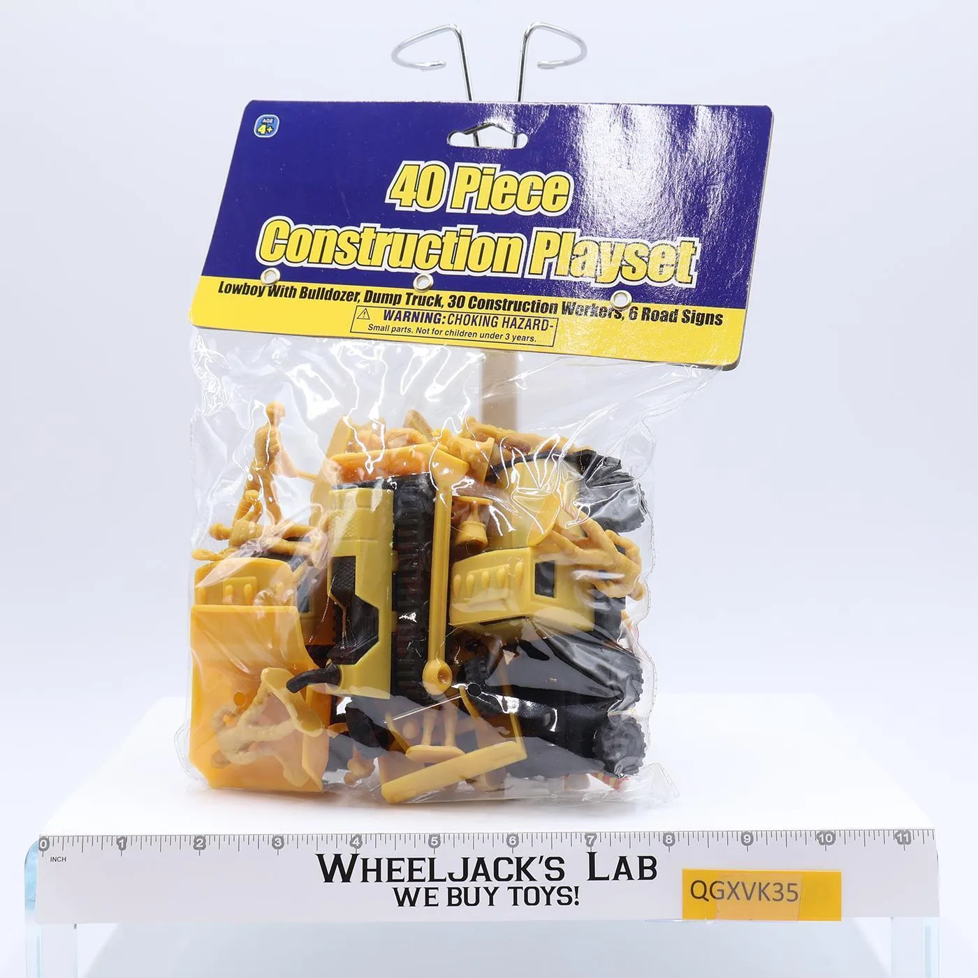 40PC Construction Playset Wal-Mart Plastic Figurines NEW SEALED - Wheeljack's Lab