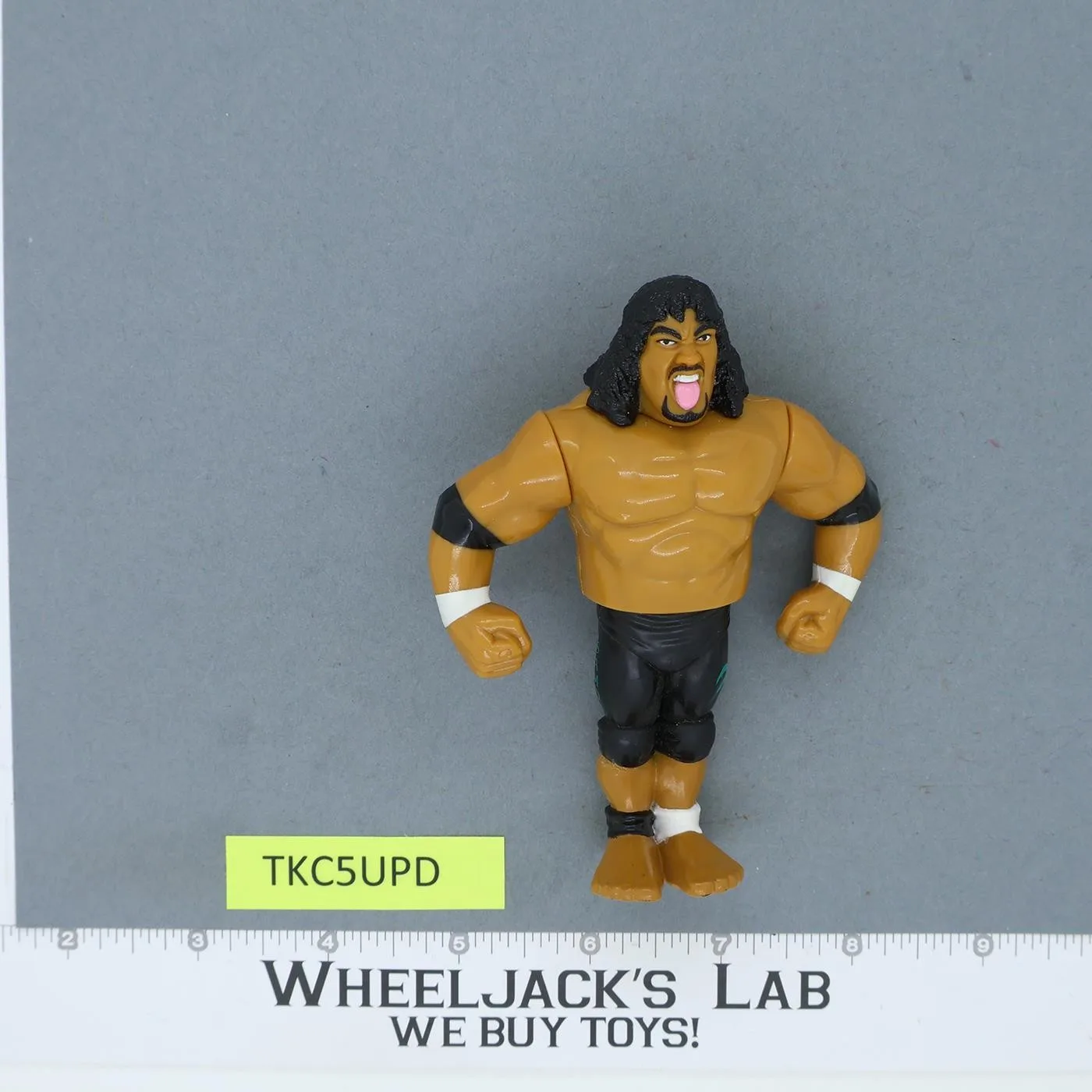 Samu of the Head Shrinkers 100% Complete WWF Wrestling 1993 Hasbro ...