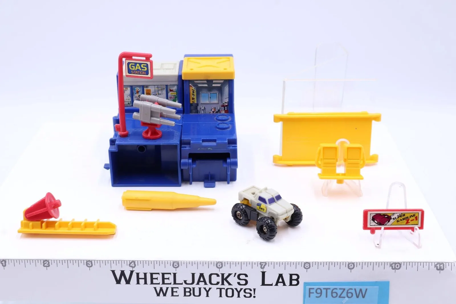 Greasepit Micromaster 100% Complete 1989 G1 Transformers Action Figure ...